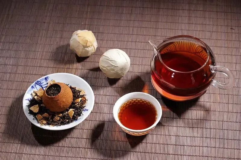 5 Key Differences Between: Xiao Qing Gan and Gan Pu Tea - FONG'S TEA